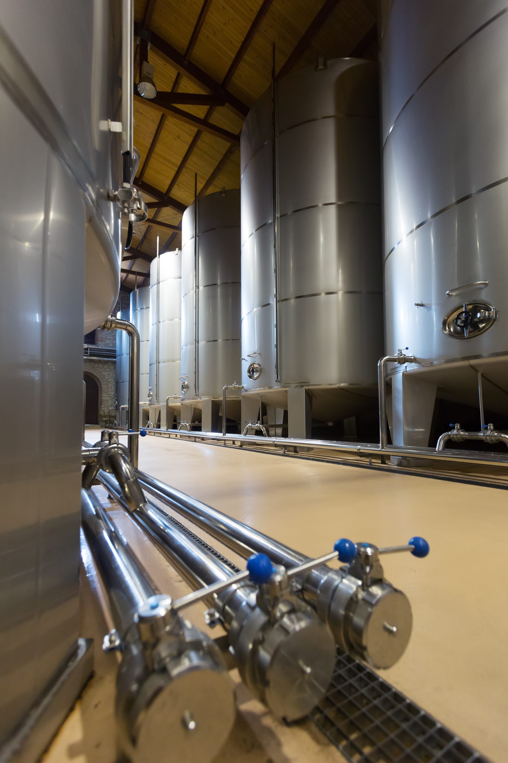 Why Stainless Steel Movable Storage Tanks Are the Best Choice for Food ...